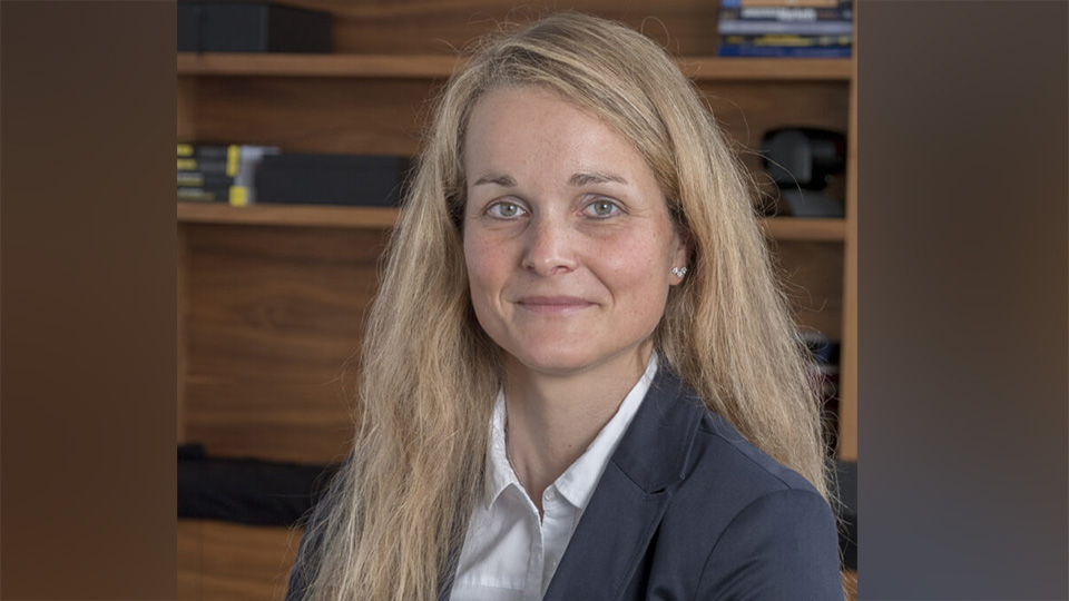 Constructing portfolios that minimise exposure to autocratic regimes ...